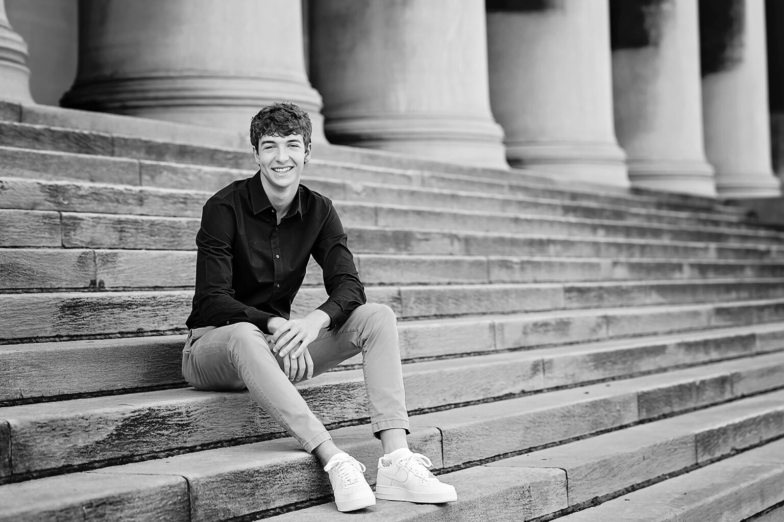 Posing Tips for Senior Sessions | Senior Portrait Prep